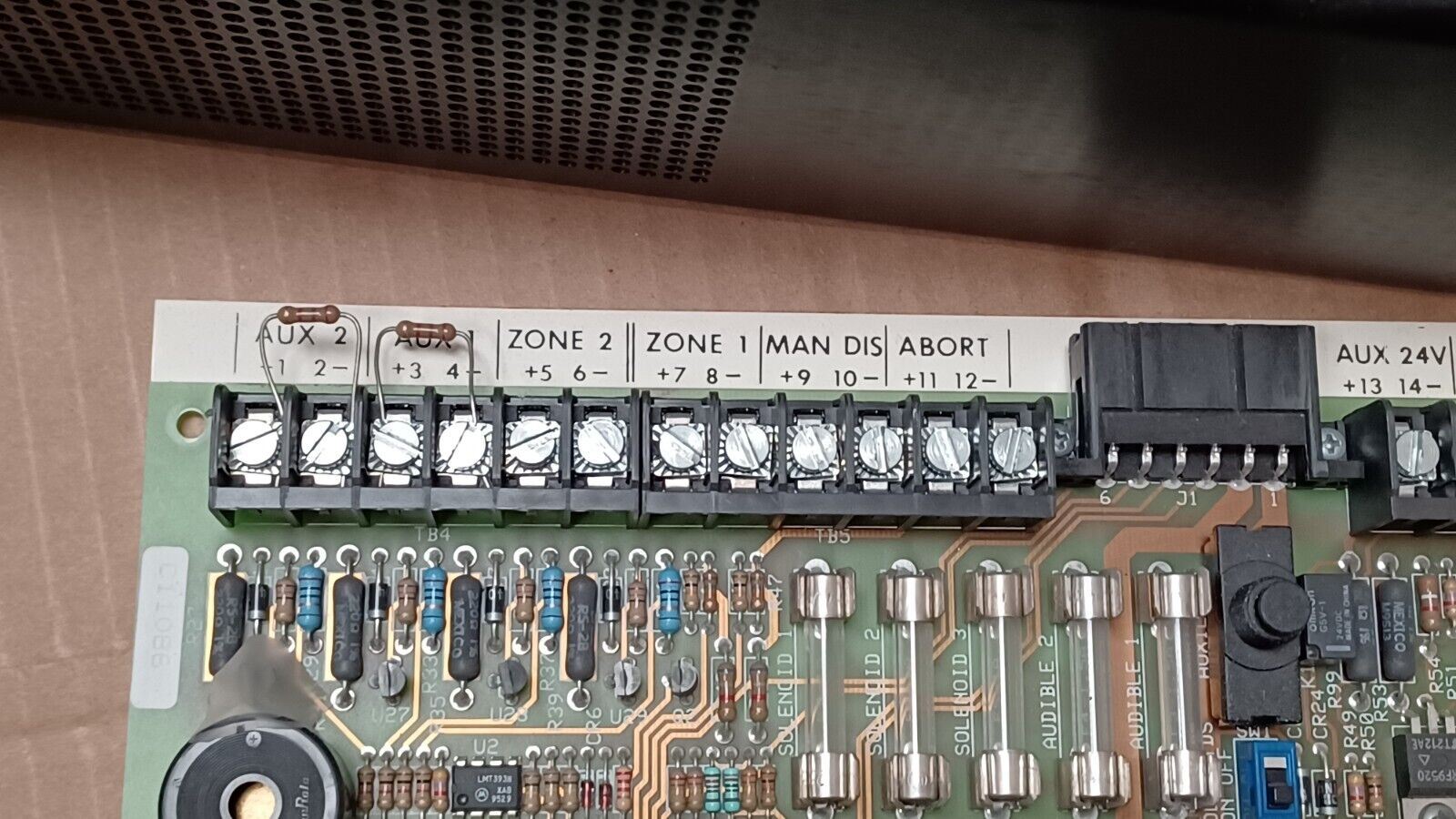 MICRO 1 -EV Chemetronics Fire Control 7-010-0450 CPU Panel & AGC-4 Pow ...