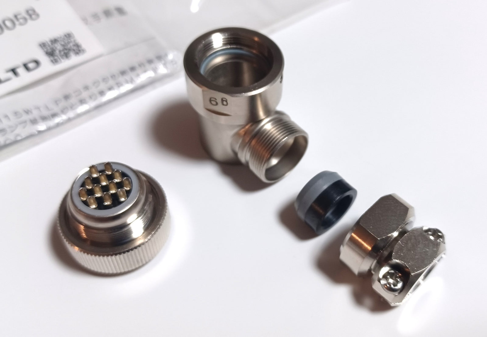 Fanuc A05B-1137-J058 12 Pin EE Elbow Connector Assembly – PLC BARN