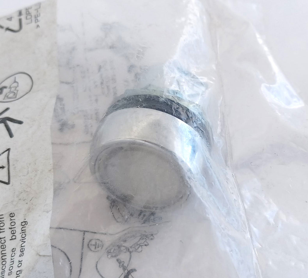 Allen Bradley 800FM-LF7 Illuminated Flush Clear Push Button ( Lot of 2 ...