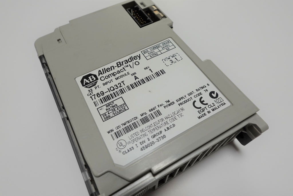 Allen Bradley 1769-IQ32T Ser:A Rev:1 ( F/W 3.1 ) 32 PT. Compact Input ...